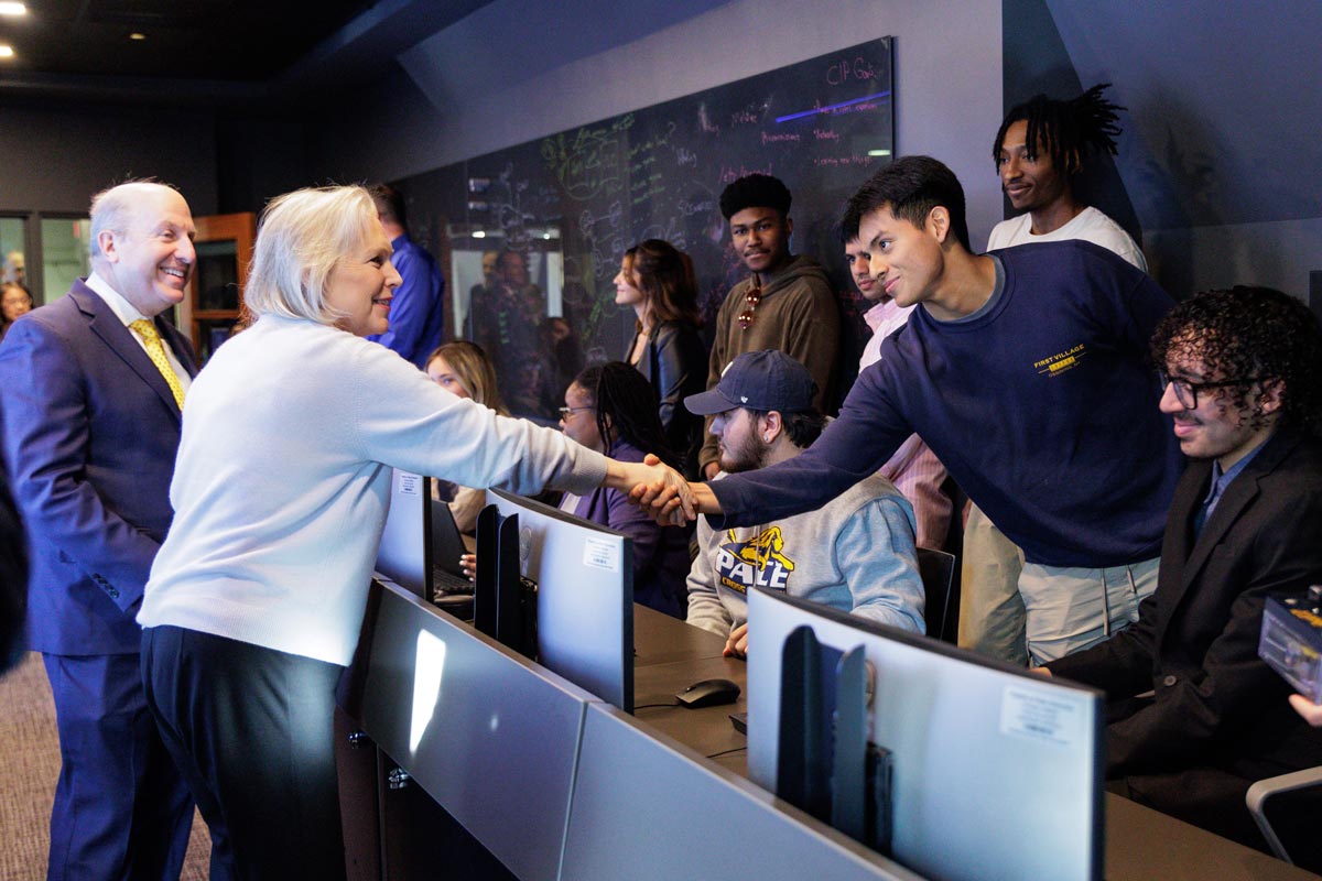 Senator Gillibrand Promotes Cyber Service Academy at Pace University ...